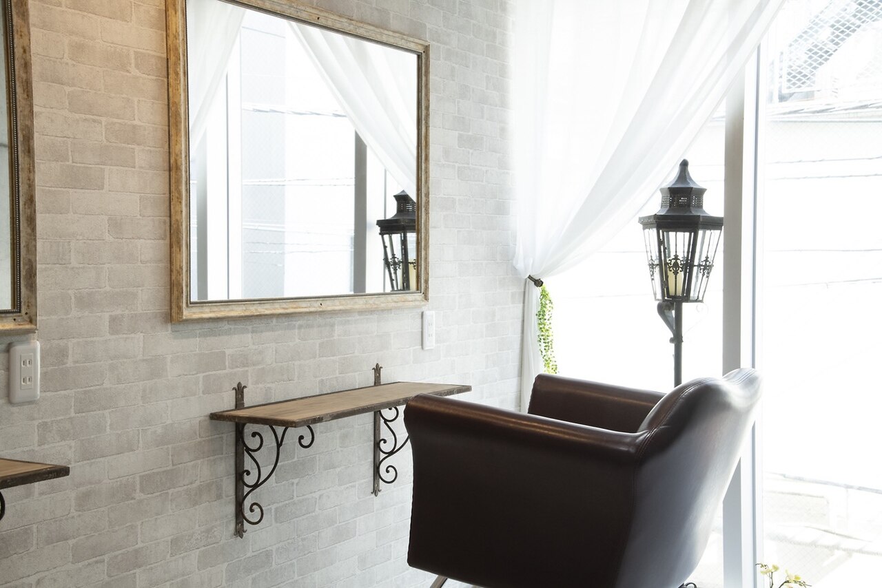 The beauty room store