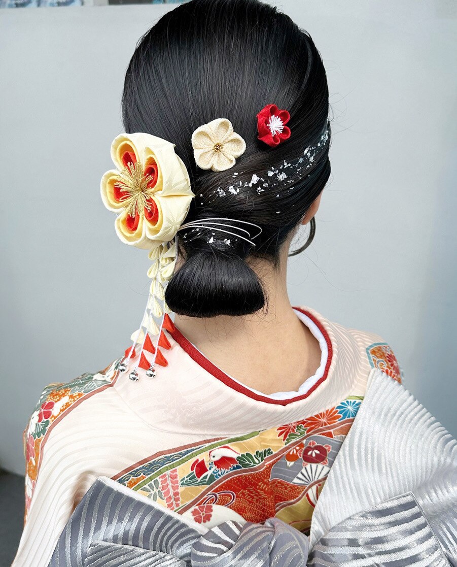 成人式振袖着物前撮りヘアセットタイトシニヨン和風アレンジ黒髪 成人式振袖着物前撮りヘアセットタイトシニヨン和風アレンジ黒髪